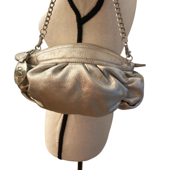 b. makowsky | Bags | B Makowsky Leather Silver Distressed Crossbody ...